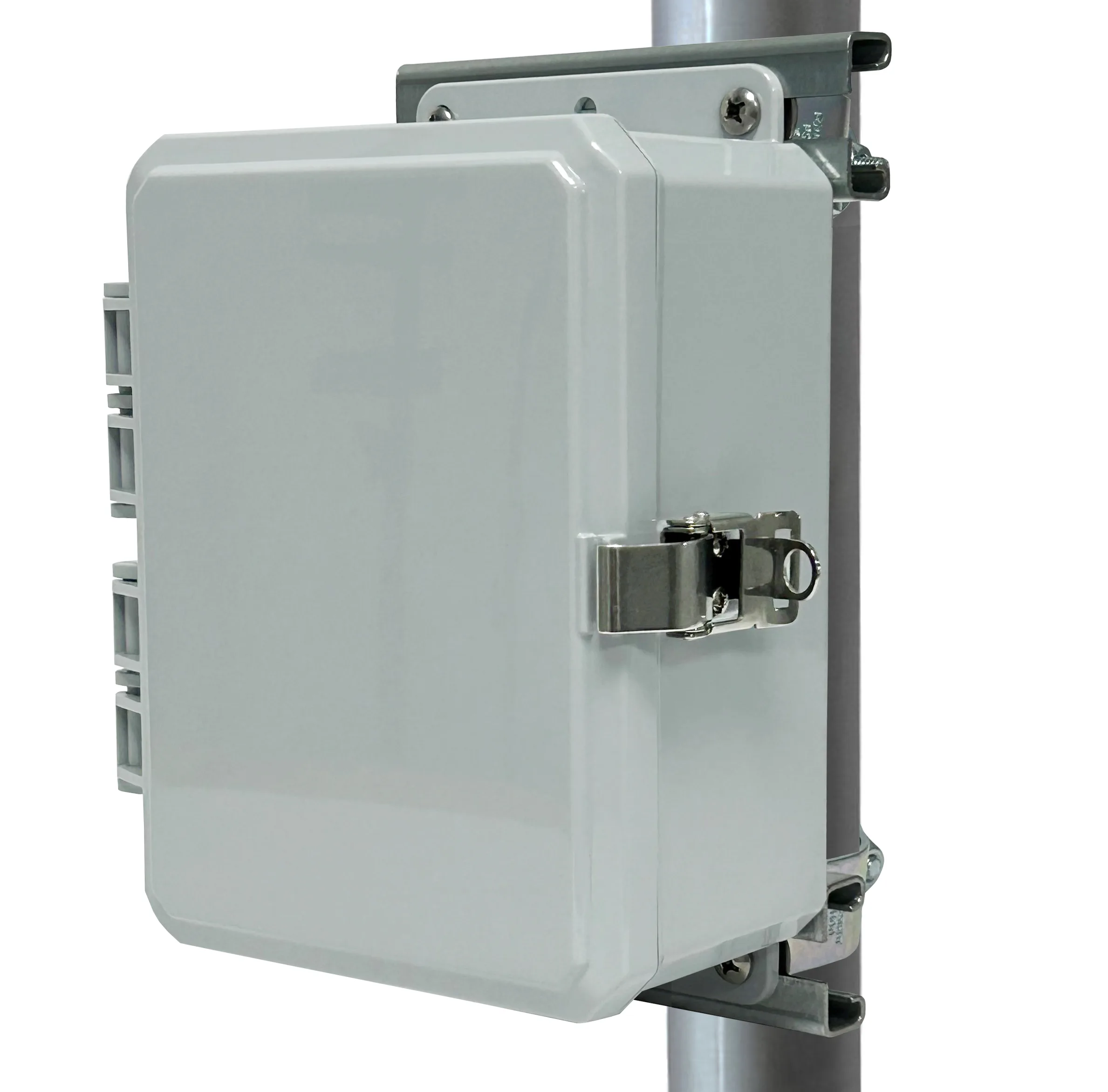 Pole Mounted Outdoor Electrical Enclosures | Integra Enclosures